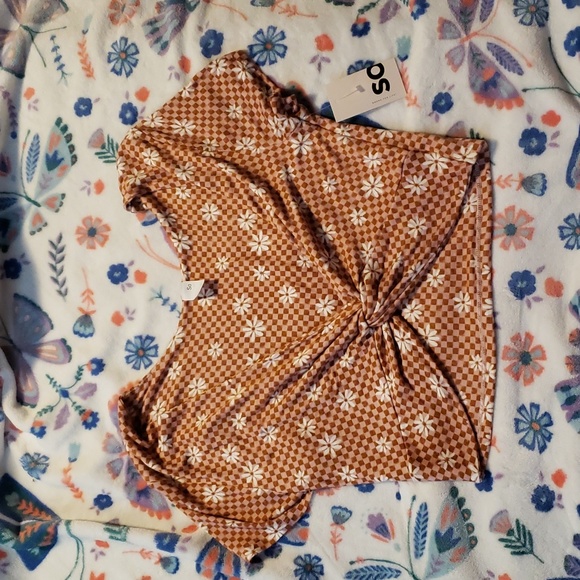 SO | Tops | Nwt So Crop | Poshmark